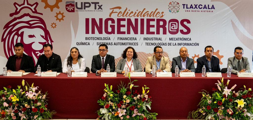 Egresados de UPTx están preparados para el ambiente laboral: Rectora